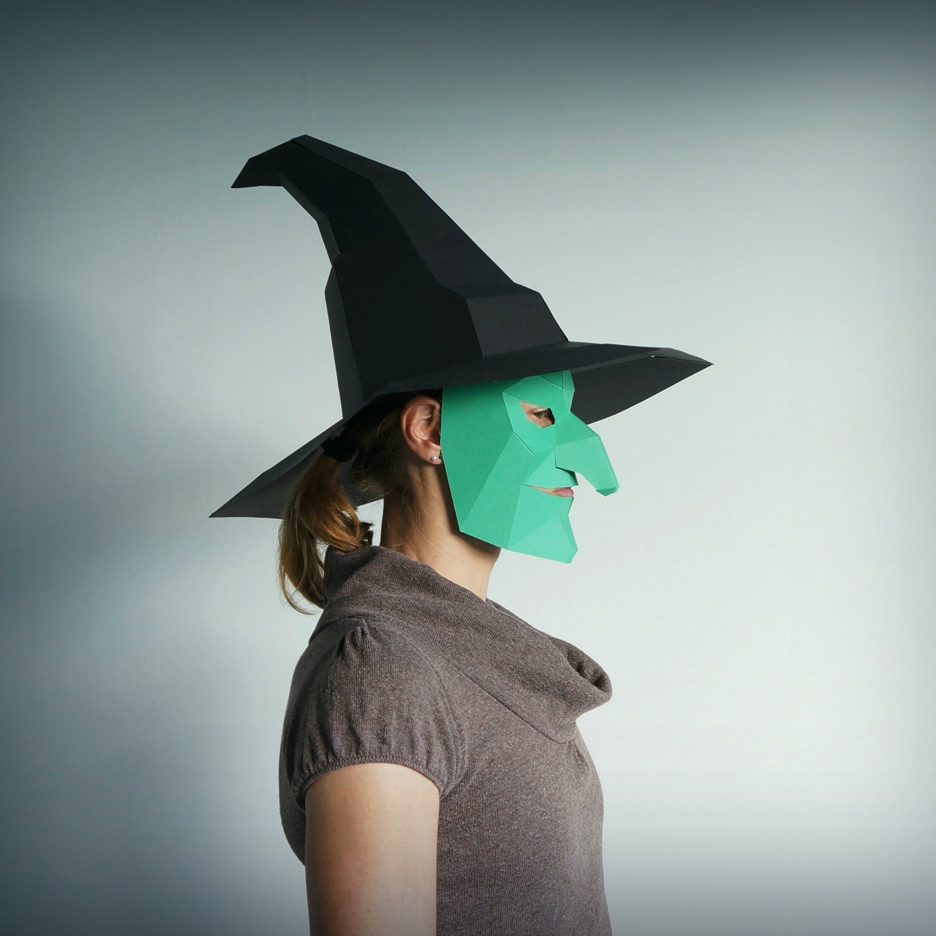 Magic Hat - For witches, wizards and those of a magical disposition ...